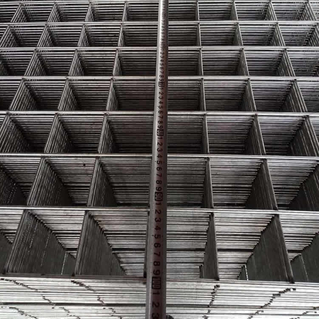 Gabion, Defensive barrier, concertina wire, field fence, chicken mesh ...